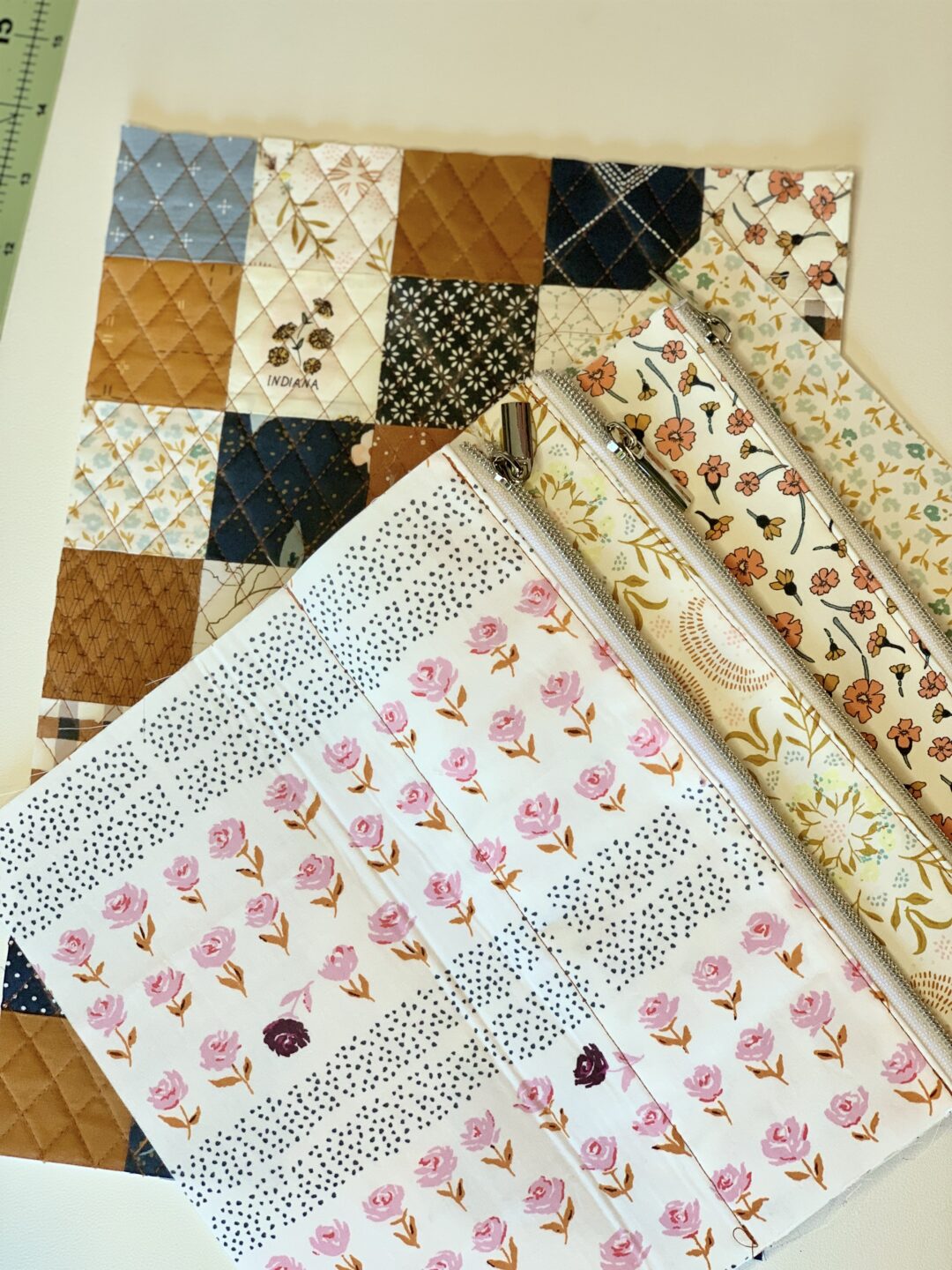 Sew Together Bag Pattern Tutorial - Bre T Quilt Designs